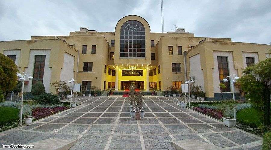 هتل میثاق مشهد، رزرو و عکس اتاق هتل میثاق مشهد، قیمت سال 1402